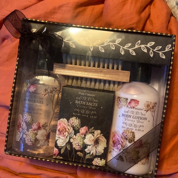 Bath & Body | Bath Set | Poshmark
